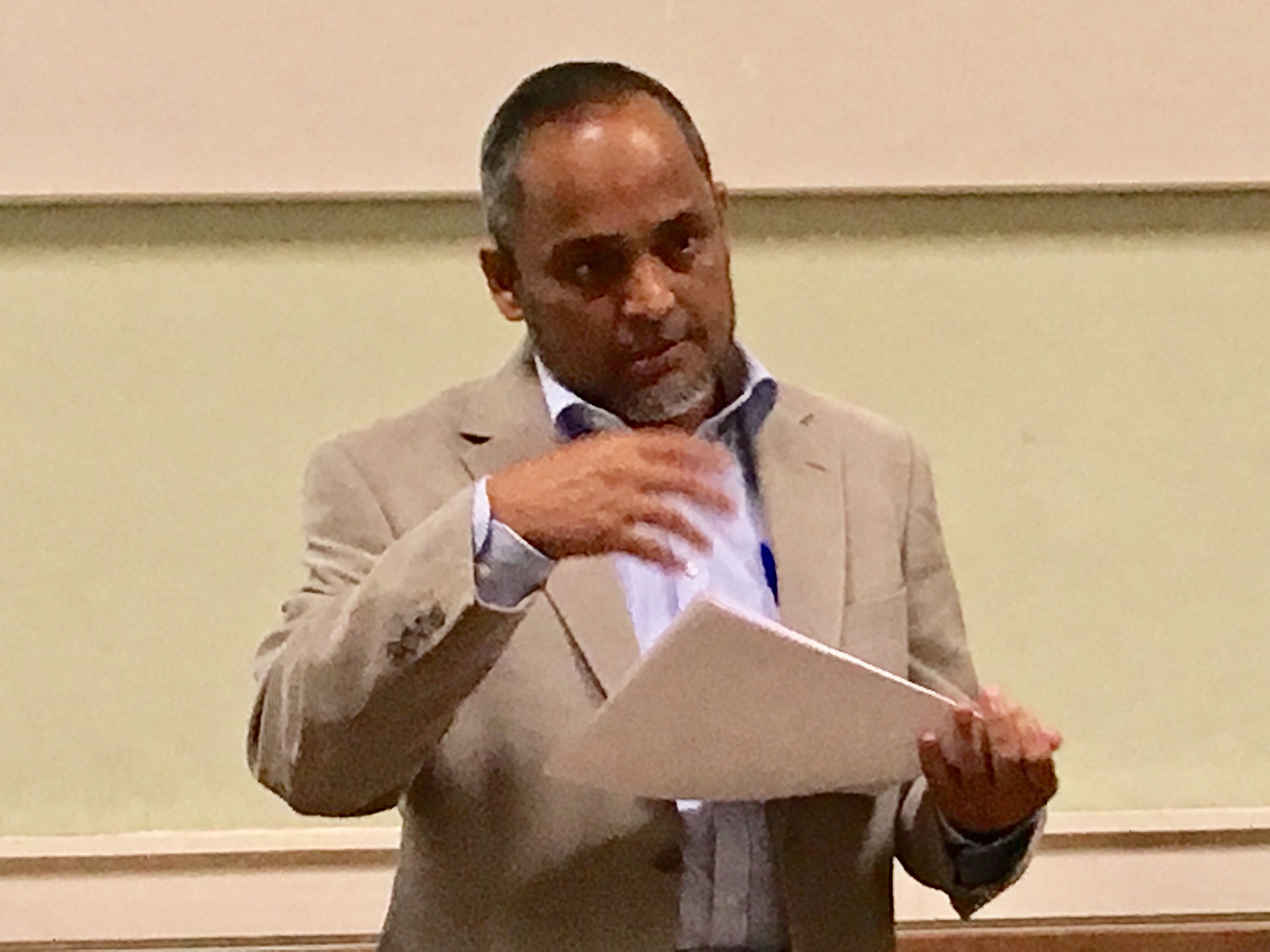 Sheikh Rashad Azami speaks at the Friends’ Meeting House about Islam ...